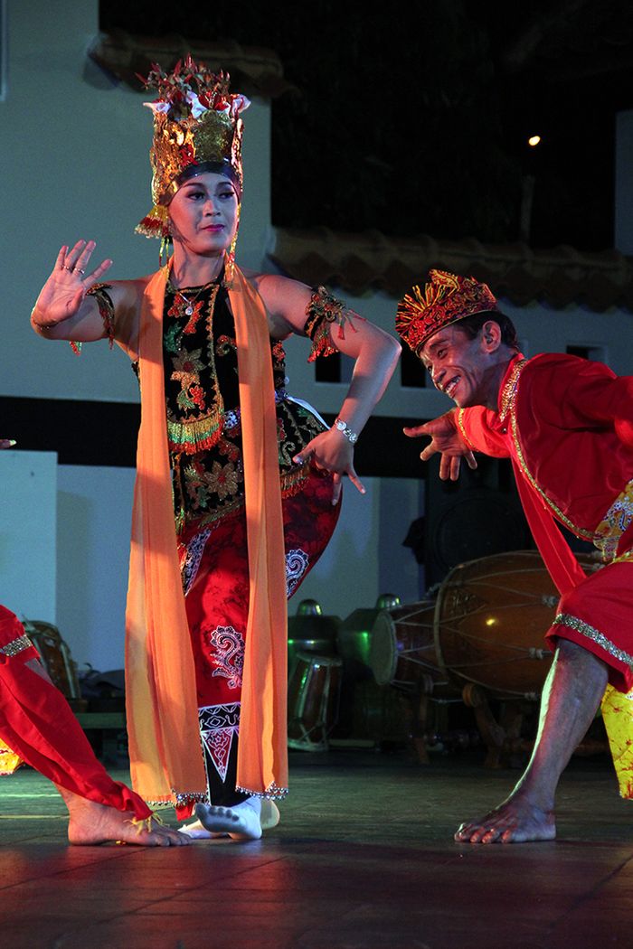 Tradisi Kesenian Ronggeng Pangandaran yang Berjuang Menantang Zaman ...