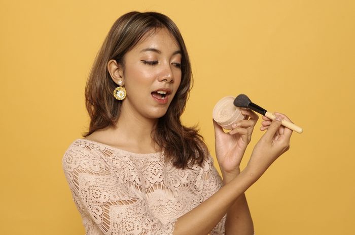 Rekomendasi Sabun Pembersih Kuas dan Spons Lokal yang Murah dan ...