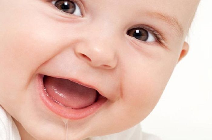 Si Kecil Suka Ngeces, Atasi Dengan Cara Tepat Ini Moms Agar Berhenti ...