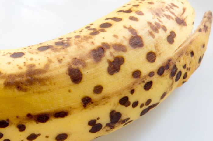 Inilah Alasan Mengapa Harus Makan Pisang yang Berbintik Hitam - Nakita