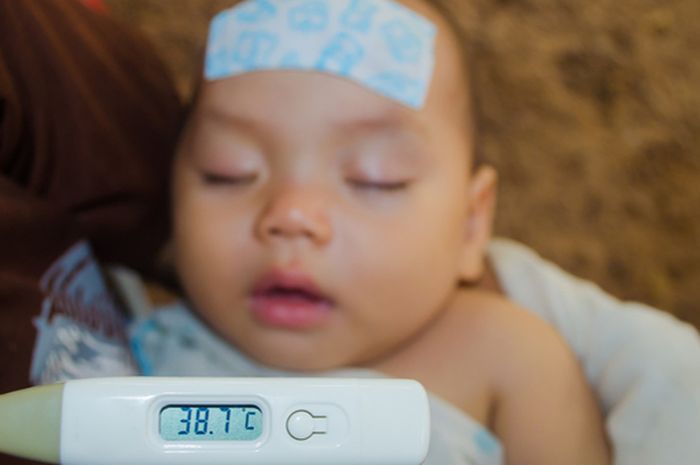 Sama-Sama Ditandai Kejang, Ini Bedanya Kejang Demam dan Epilepsi - Nakita Sama-Sama Ditandai Kejang, Ini Bedanya Kejang Demam dan Epilepsi - Nakita
