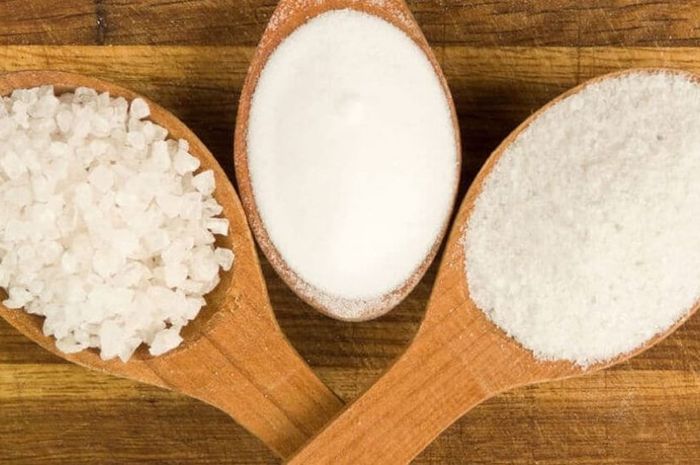 Garam Laut vs Garam Meja, Mana yang Lebih Sehat? Yuk Simak Penjelasannya!