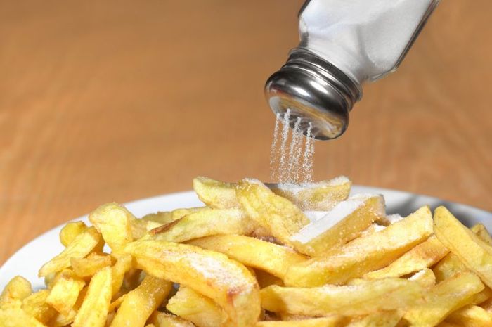 3 Tips Mengakali Masakan Terlalu Asin, Jangan Hanya Menambah Air