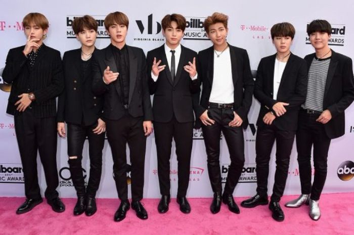 Daebak! BTS Bakal Menyanyikan Lagu Barunya di Ajang Sekelas BBMAs