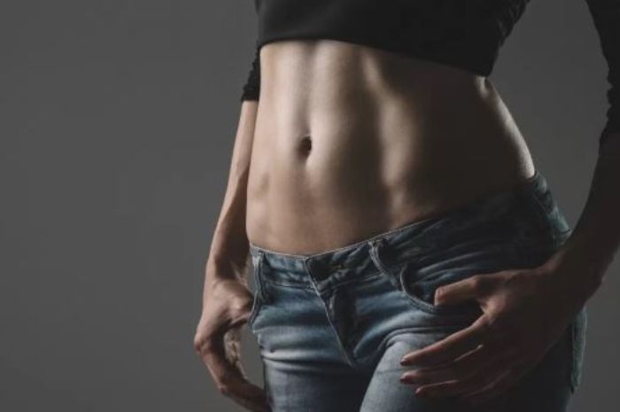 Coba Lakukan 4 Gerakan Pilates Ini deh! Bisa Buat Perutmu Rata loh..