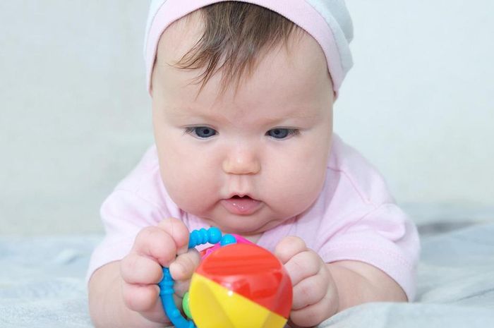 Autisme pada Bayi, Kenali 3 Faktor Utama yang Menyebabkannya, Perlu ...