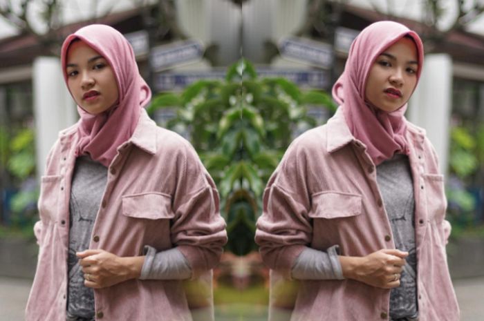 Nggak Monoton, Intip Gaya Marsha Natika Bersama Mix and Match Artsy Outfit