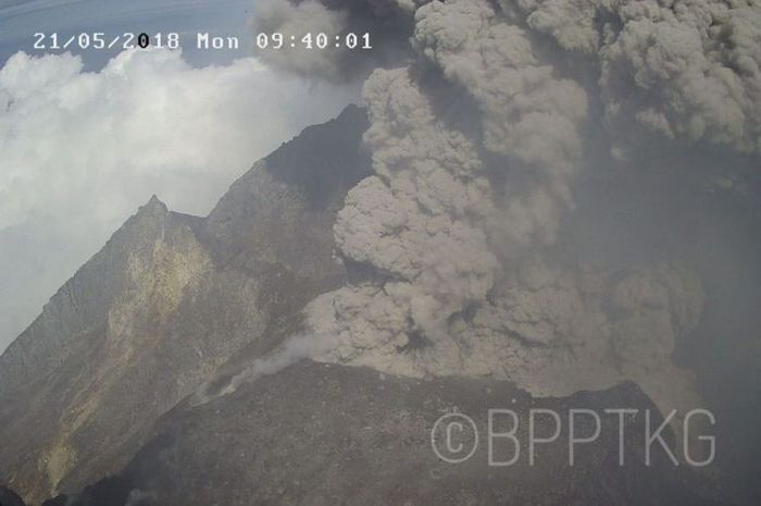 Gunung Merapi Kembali Erupsi Freatik, Dua Kali dalam Satu Hari ...