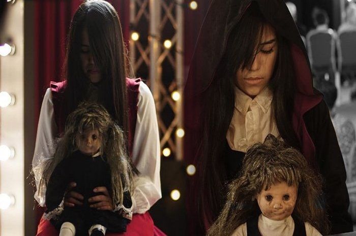 Beraksi di Panggung America's Got Talent, The Sacred Riana Sukses Bikin ...