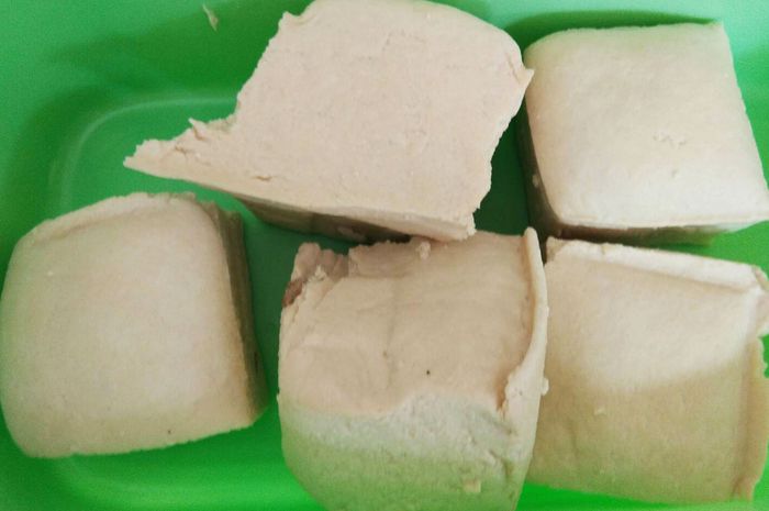 Enam Tahap dalam Pembuatan Tahu, Bisa Kamu Coba Sendiri di Rumah - Bobo