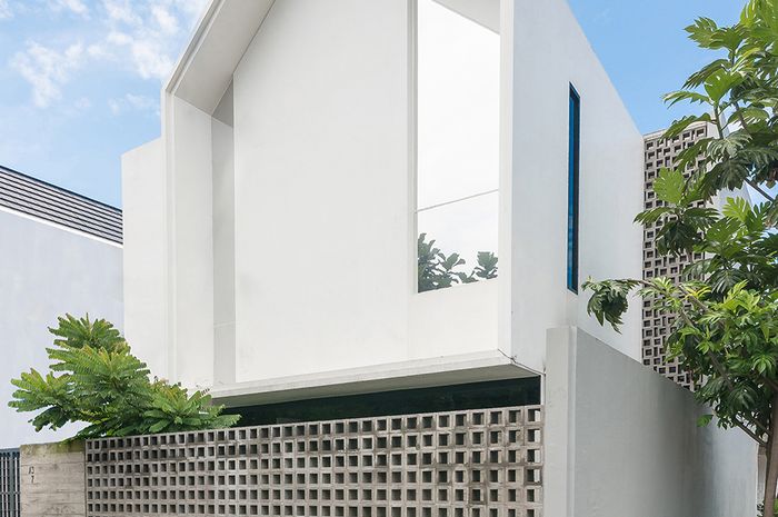 Ternyata Ini Penyebab Cat Fasad Rumah Pudar dan Berjamur, Atasi Yuk! - iDEA