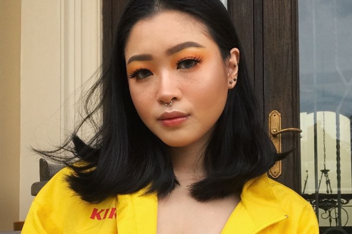 Deretan Gaya Makeup Anti Mainstream ala Selebgram Cantik Cindercella ...
