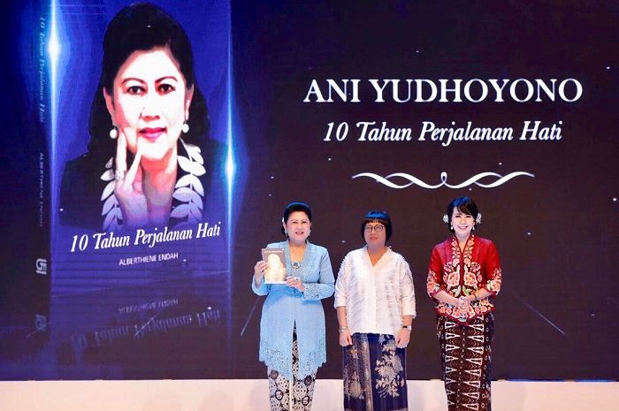 Ani Yudhoyono Berbagi Kisah 10 Tahun Perjalanan Menemani Sang Suami