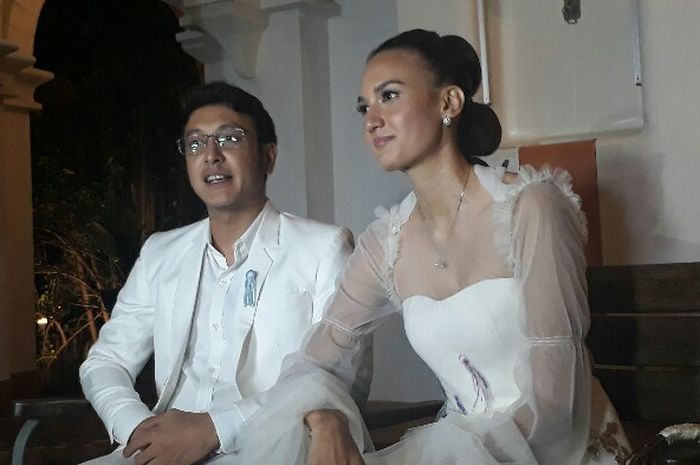 Menikah di Bhutan, Dimas Anggara dan Nadine Chandrawinata Klarifikasi