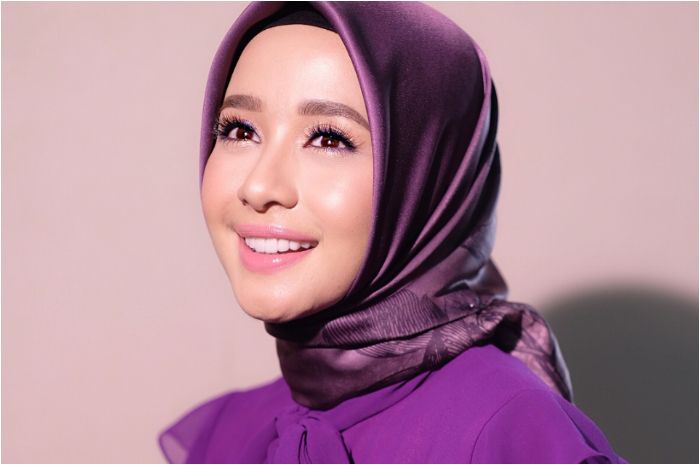 Penampilan Modis Laudya Cynthia Bella dengan Busana Khas Melayu Saat ...