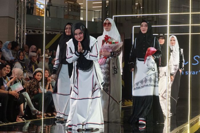 Lina Sukijo Hadirkan Busana Modest Sporty untuk Menyambut Asian Games di Panggung Jakarta Modest ...