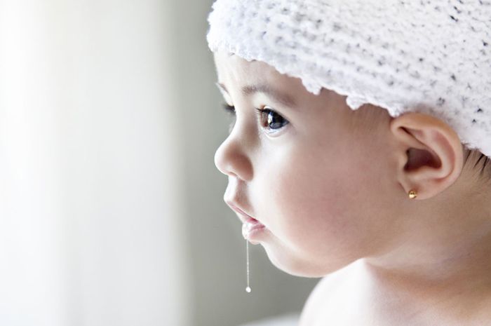 Bayi Ngiler Berlebihan? Kenali Penyebabnya, Jangan-jangan Karena ...