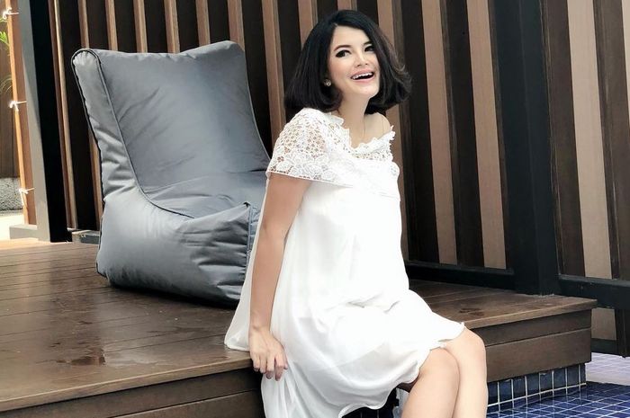 Kurangi Rasa Sakit, Tania Putri Lakukan Dance Keke Challenge Sebelum ...