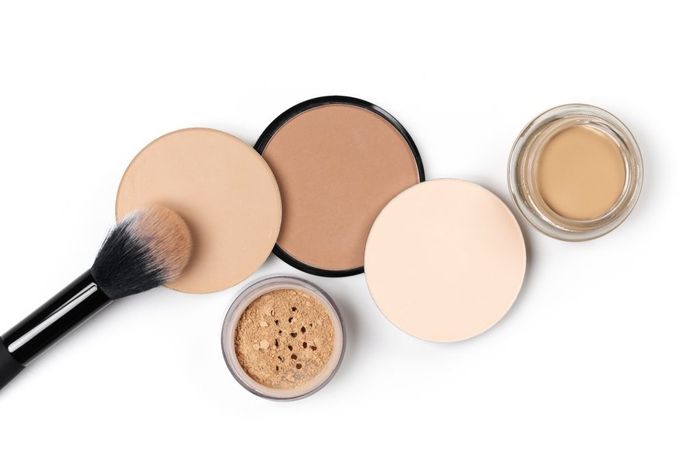 Rekomendasi 4 Compact Powder Lokal Ber-SPF di Bawah 50 Ribu Ini ...
