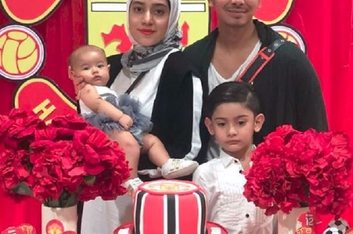 Anak-Anaknya Tumbuh Semakin Besar, Fairuz A Rafiq Flashback Momen ...