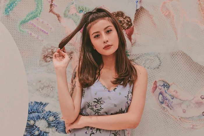 Dulu Senang Tampil Seksi, Kini Awkarin Curhat Ingin Dikagumi karena ...