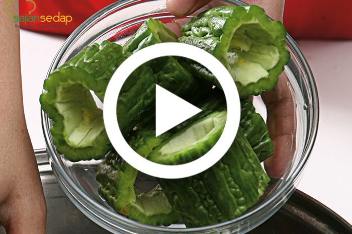 [Video] Tips Berikut Ini Bisa Mengurangi Rasa Pahit Pada Pare, Praktis ...