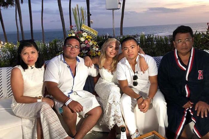 Kerap Disebut Playboy, Hotman Paris Ternyata Selalu Serahkan Semua ... Kerap Disebut Playboy, Hotman Paris Ternyata Selalu Serahkan Semua ...