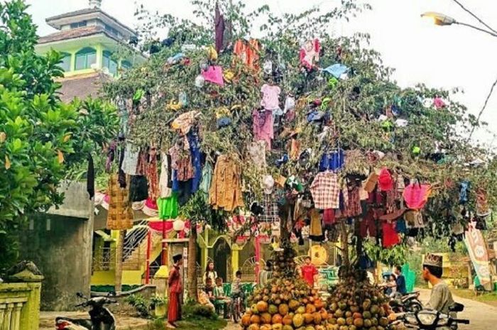Maulid Nabi 2018: Mengenal Tradisi Keresan di Mojokerto, Warga Berebut ...