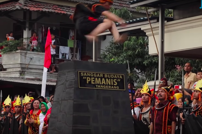 Fahombo, Tradisi Nias yang Masih Banyak Diminati Sampai Sekarang - Bobo