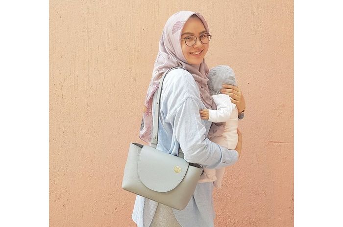 10 Tahun Geluti Dunia Busana, Ria Miranda Keluarkan Tas dan Parfum - Nova