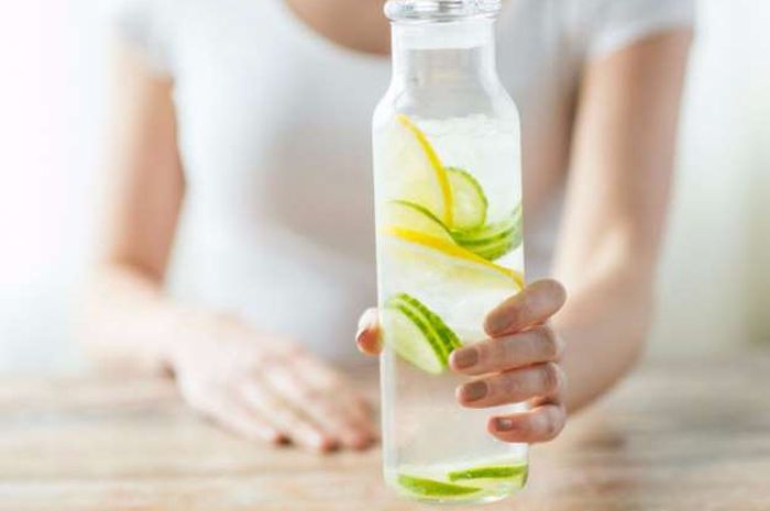 5 Manfaat Minum Infused Water Lemon dalam 30 Hari, Sehat dan Glowing ...