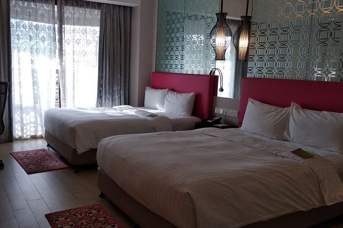 Inspirasi Desain Kamar Tidur Bernuansa Peranakan, Warnanya Cerah - iDEA Inspirasi Desain Kamar Tidur Bernuansa Peranakan, Warnanya Cerah - iDEA