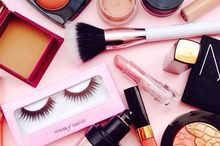 Tempat Belanja Makeup Merek High End di Jakarta, Beauty Junkie Mesti ...