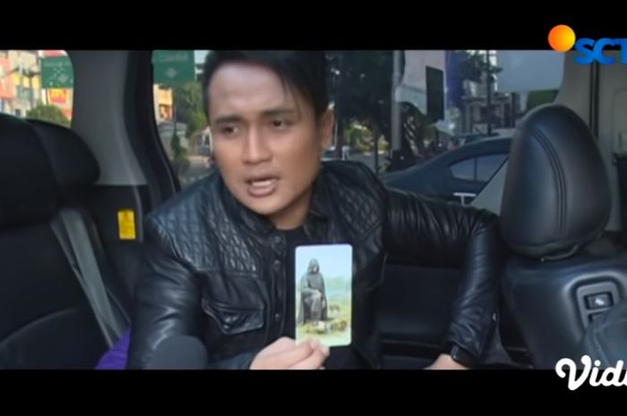 Heboh Denny Darko Terawang Jodoh Artis Cantik yang Tak Disangka-sangka ... Heboh Denny Darko Terawang Jodoh Artis Cantik yang Tak Disangka-sangka ...