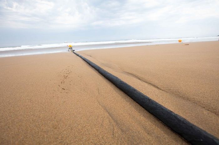 Rahasia Kecepatan Internet dari Kabel di Bawah Laut, Pernah Tahu? - Bobo