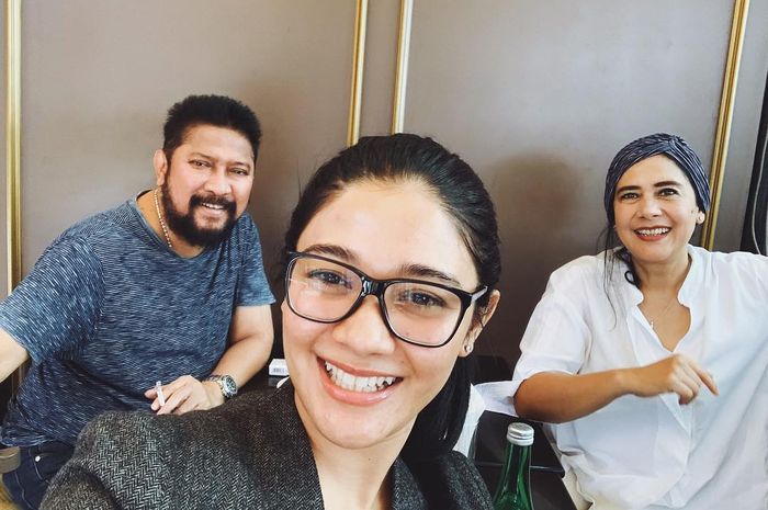 Akur Meski 6 Tahun Bercerai, Anak-Anak Unggah Romantisnya Jamal Mirdad ... Akur Meski 6 Tahun Bercerai, Anak-Anak Unggah Romantisnya Jamal Mirdad ...