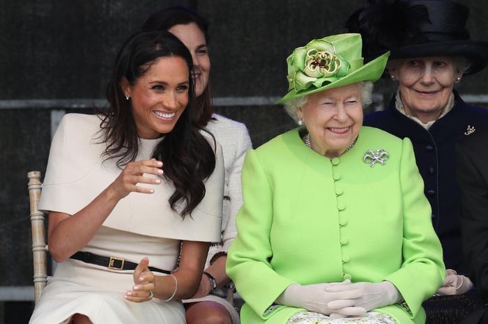 Duh, Ratu Dibuat Muak oleh Meghan Markle karena Kerap Pakai Perhiasan ... Duh, Ratu Dibuat Muak oleh Meghan Markle karena Kerap Pakai Perhiasan ...