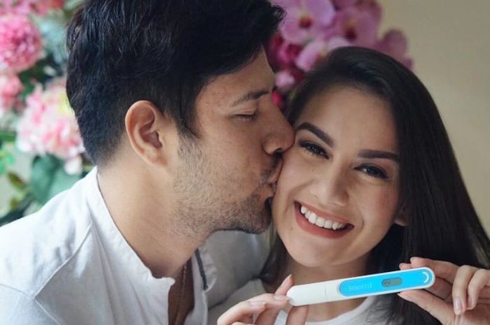 Irish Bella Hamil Muda, Ammar Zoni yang Justru Ngidam Durian