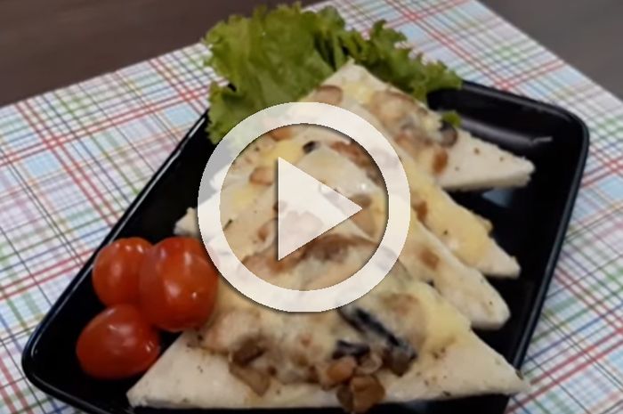 Resep Pizza Ayam Jamur Mayo, Pizza Rumahan Mudah Dibuat - Nakita