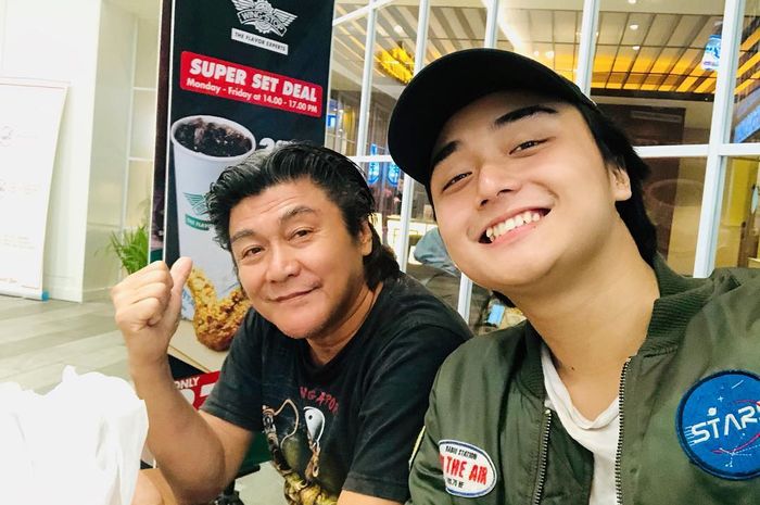 10 Potret Leon Dozan, Anak Willy Dozan yang Ternyata Fans BIGBANG ...