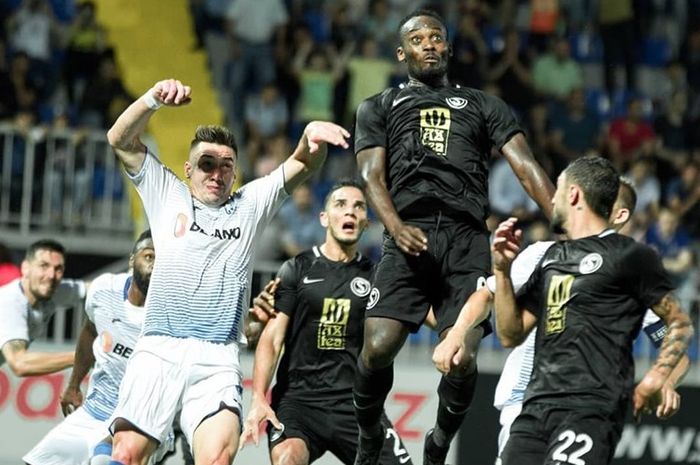 Eks Pilar Persib, Michael Essien Gigit Jari di Fase Awal Liga Europa ...