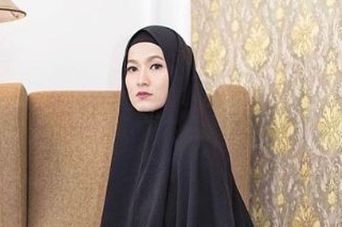 Sempat Ditentang Menikah dengan Mantan Bintang Film Panas, Begini ...