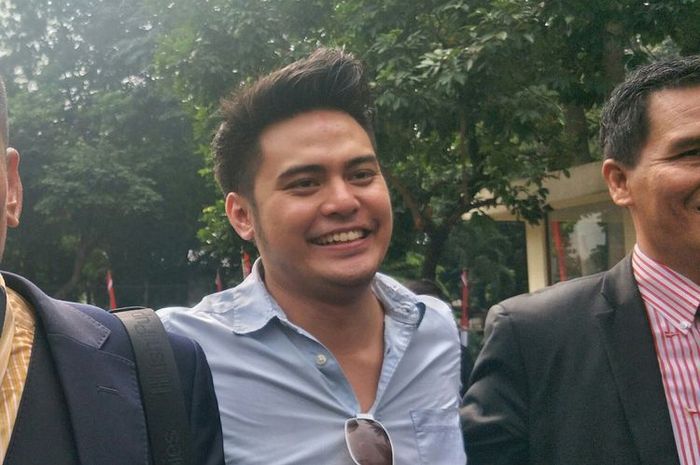 Bak Tak Mau Kalah dengan Barbie Kumalasari, Galih Ginanjar Pamer Foto ... Bak Tak Mau Kalah dengan Barbie Kumalasari, Galih Ginanjar Pamer Foto ...