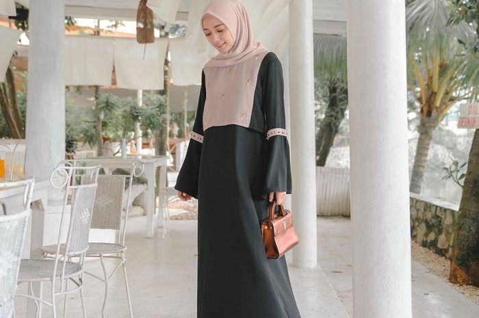 5 Gamis Simpel Baju Lebaran 2023 Buat Silaturahmi #PowerUpRamadan ...