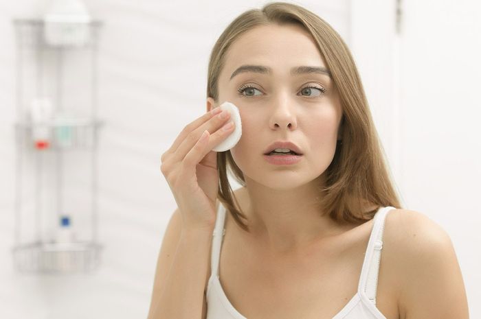 Produk Yang Cocok Untuk Eksfoliasi Kulit Berjerawat Ini 5 Pilihannya