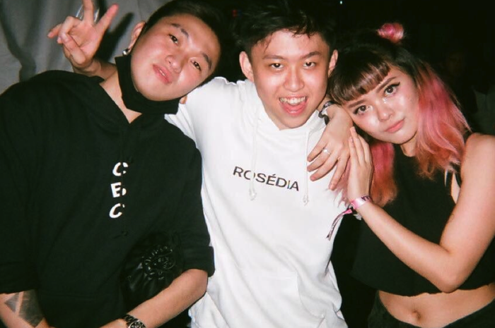Disebut Sibling Goals, Ini Dua Sosok Kakak Rich Brian yang Hits Abis ...