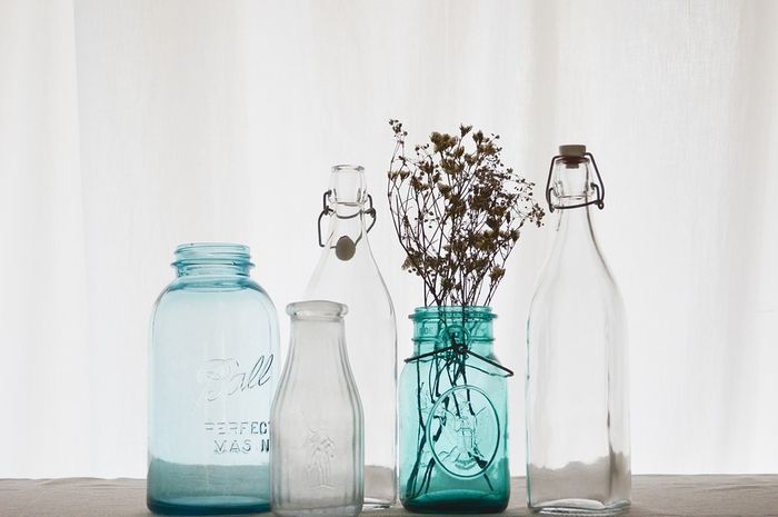 Apakah Sampah Botol Kaca Bisa Didaur Ulang? Bagaimana Prosesnya, ya? - Bobo