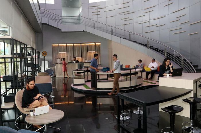 Keren! Showroom Datascrip Hadir dengan Konsep Modern dan Lebih Baru ...