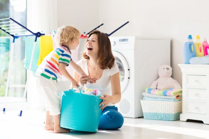 Tips Ajarkan Bersih-bersih Rumah pada Anak, Sediakan Area Satu Ini! - iDEA