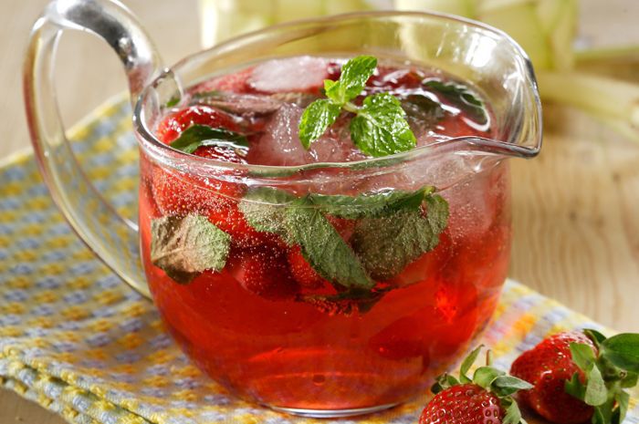 Resep Apel Punch Mix Strawberry Enak, Minuman Segar yang Layak ...